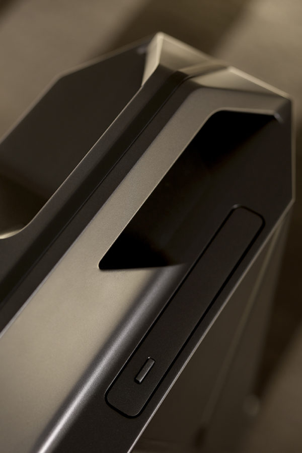 RANGE ROVER VELAR LUGGAGE – Victoria